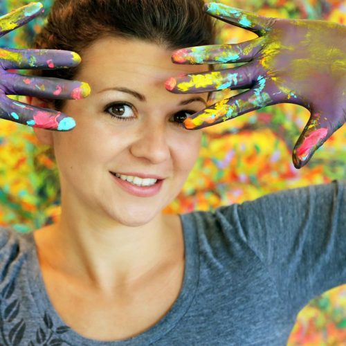 Iris Scott is the first Finger Painter in the World and In M.A.G.'s heart