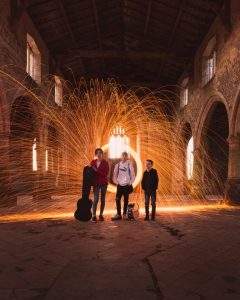 RevivalRy tHe bAnd froM LouTh UK & theiR YouNg Dreams